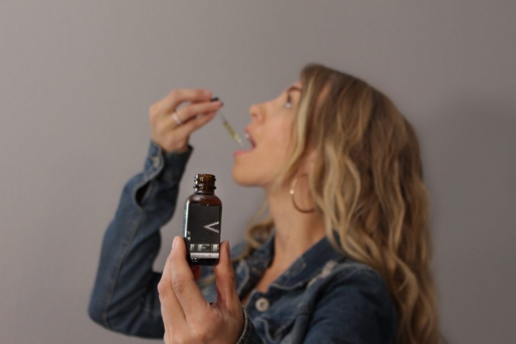 How to use CBD oil – a guide for beginners